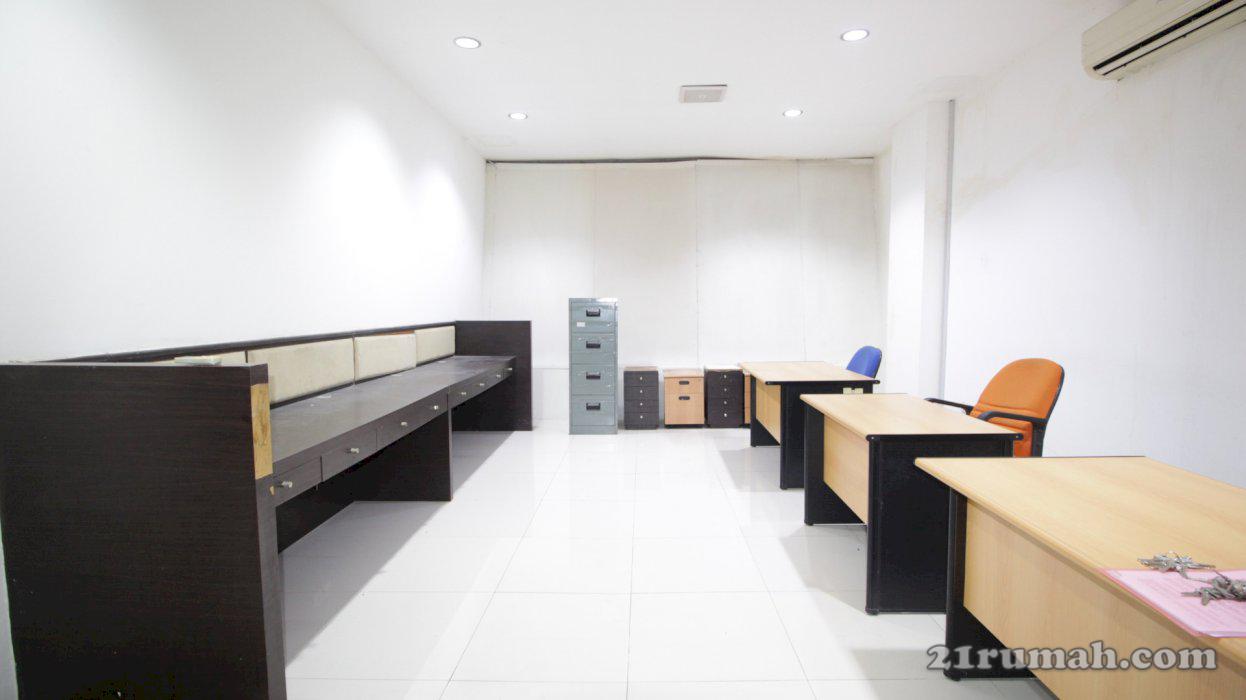 Ruang Kantor - Sewa Kantor - Office Space Murah | IDRumah