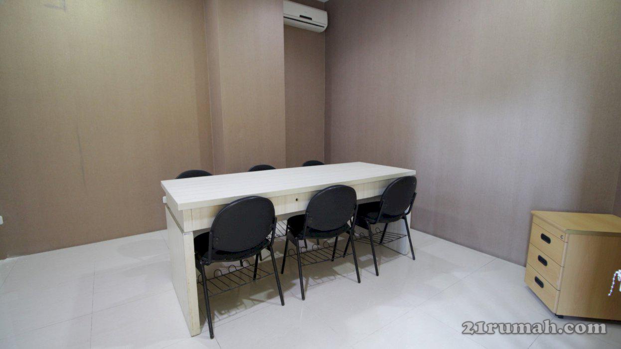 Ruang Kantor - Sewa Kantor - Office Space Murah | IDRumah