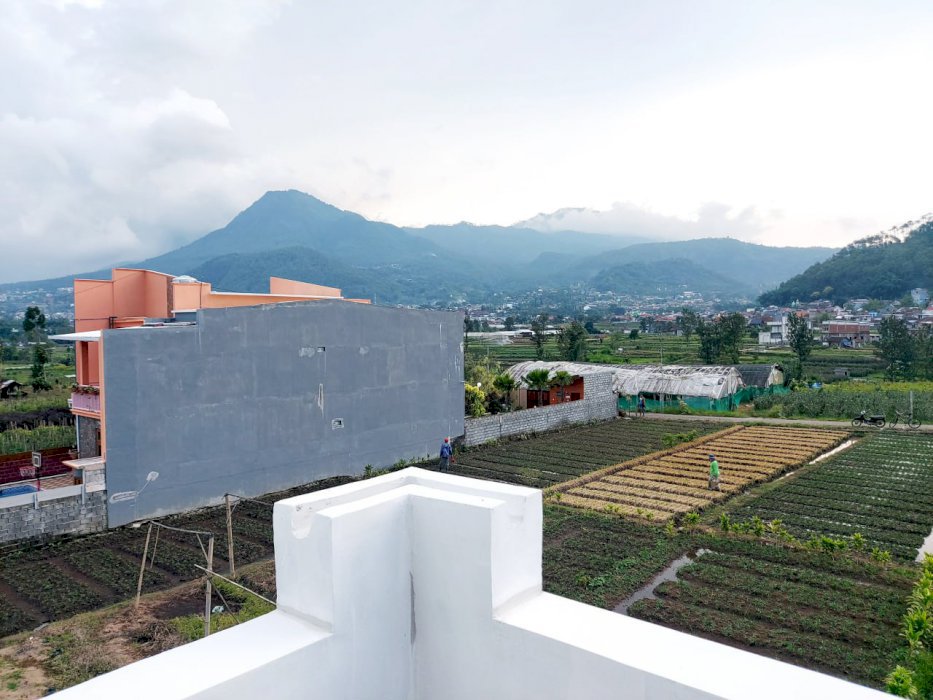 [Dijual] MODERN VILLA EXCLUSIVE LEMBAH INDAH METRO KOTA BATU VIEW 360 ...