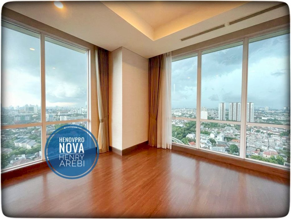 [Disewa] Pakubuwono Signature 4 BR + 1 Study Luxury Unit lantai tinggi ...