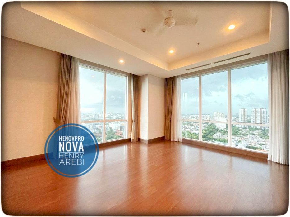[Disewa] Pakubuwono Signature 4 BR + 1 Study Luxury Unit lantai tinggi ...