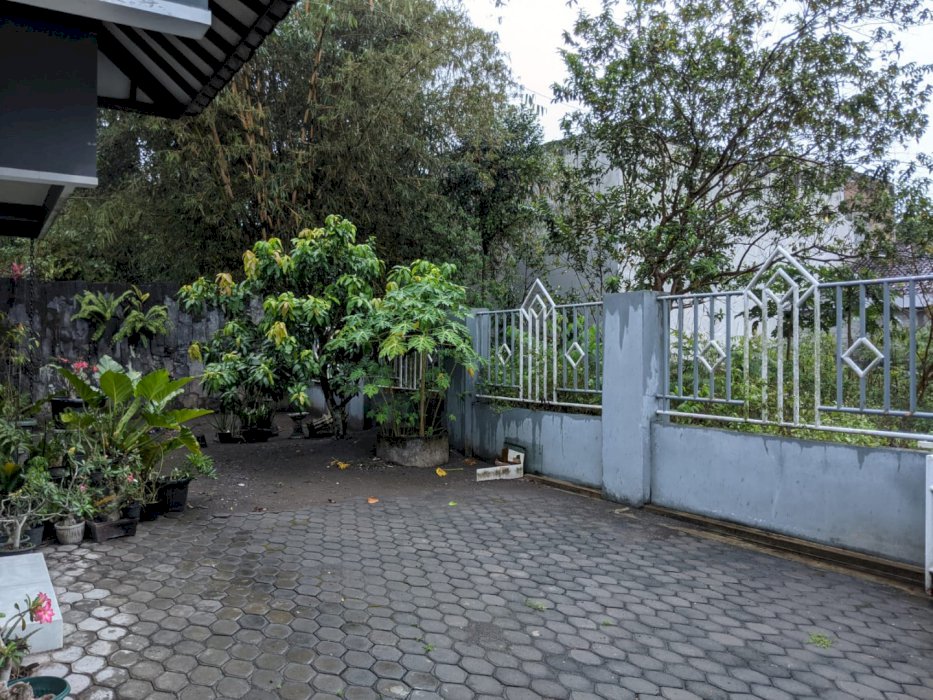 [Dijual] Rumah tinggal di kawasan kampus UII jogja bisa dibangun kos ...